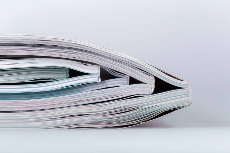 PUR vs EVA Glue for Perfect Book Binding | Printivity